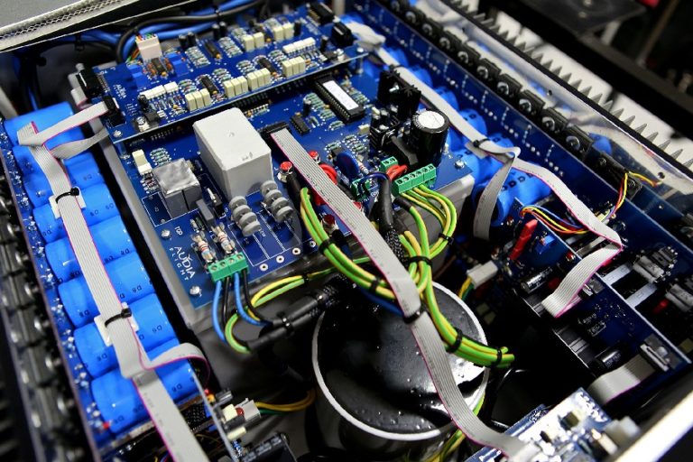 Trải nghiệm mono block power ampli Audia Flight Strumento n°8